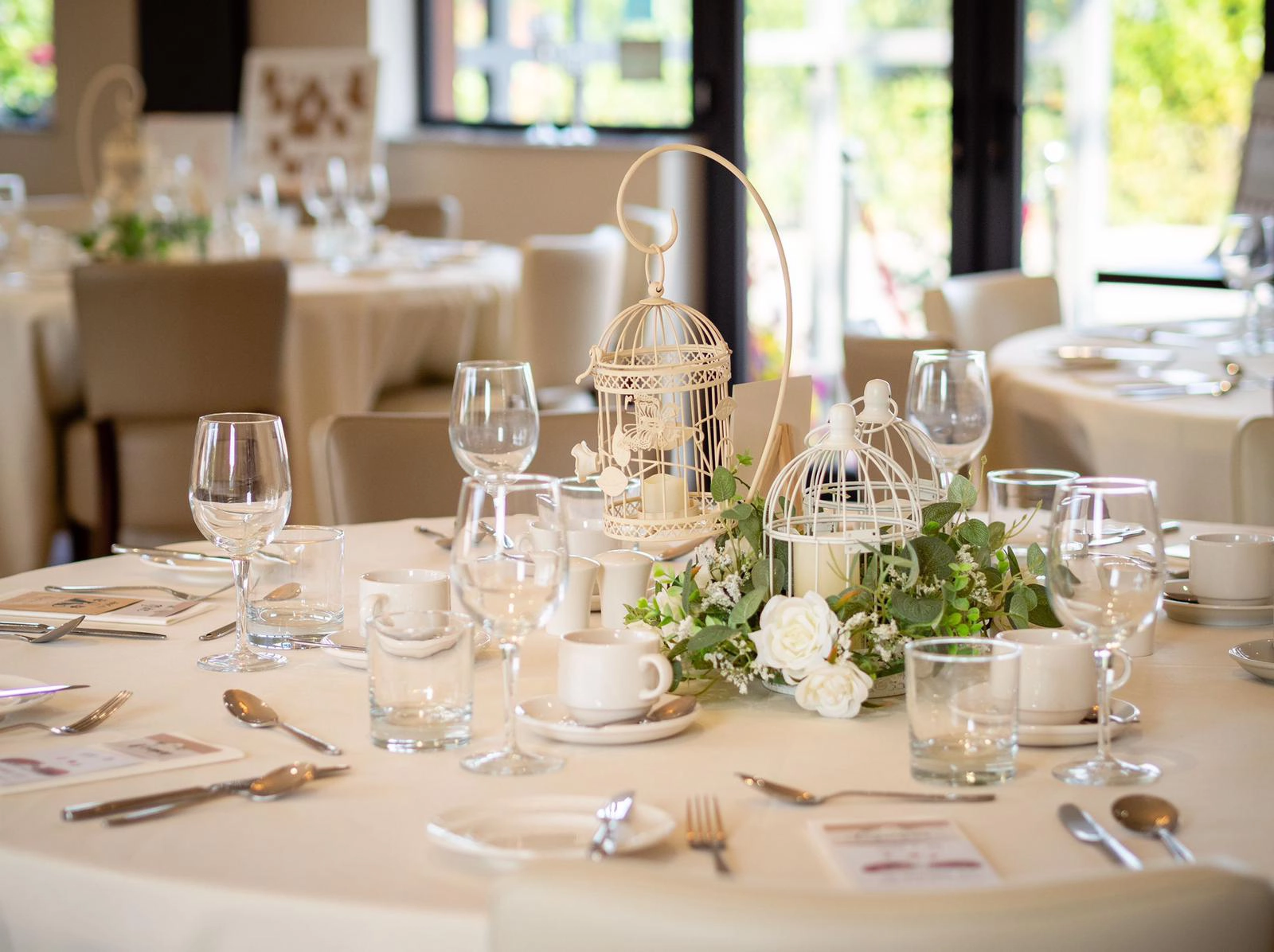 Home [www.aviaryormskirk.co.uk]